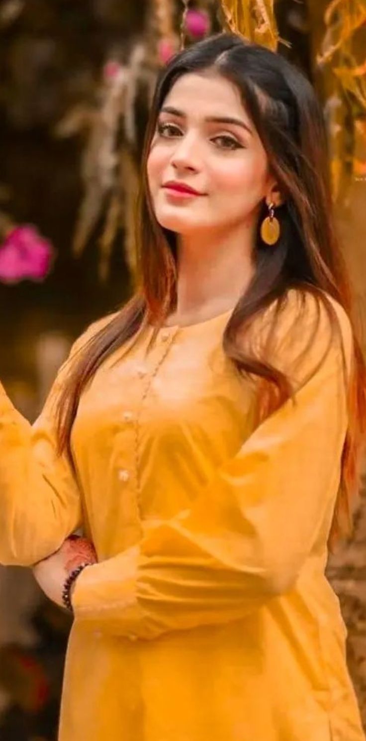 Laiba Khan Biography, Age, Dramas, & Career Journey - Brides & You