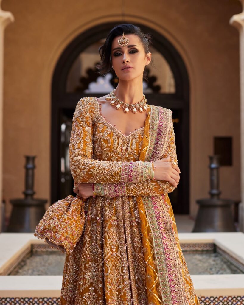 Seera Bridals 2026 Unveils Mahra Bridal Look With Regal Gold ...